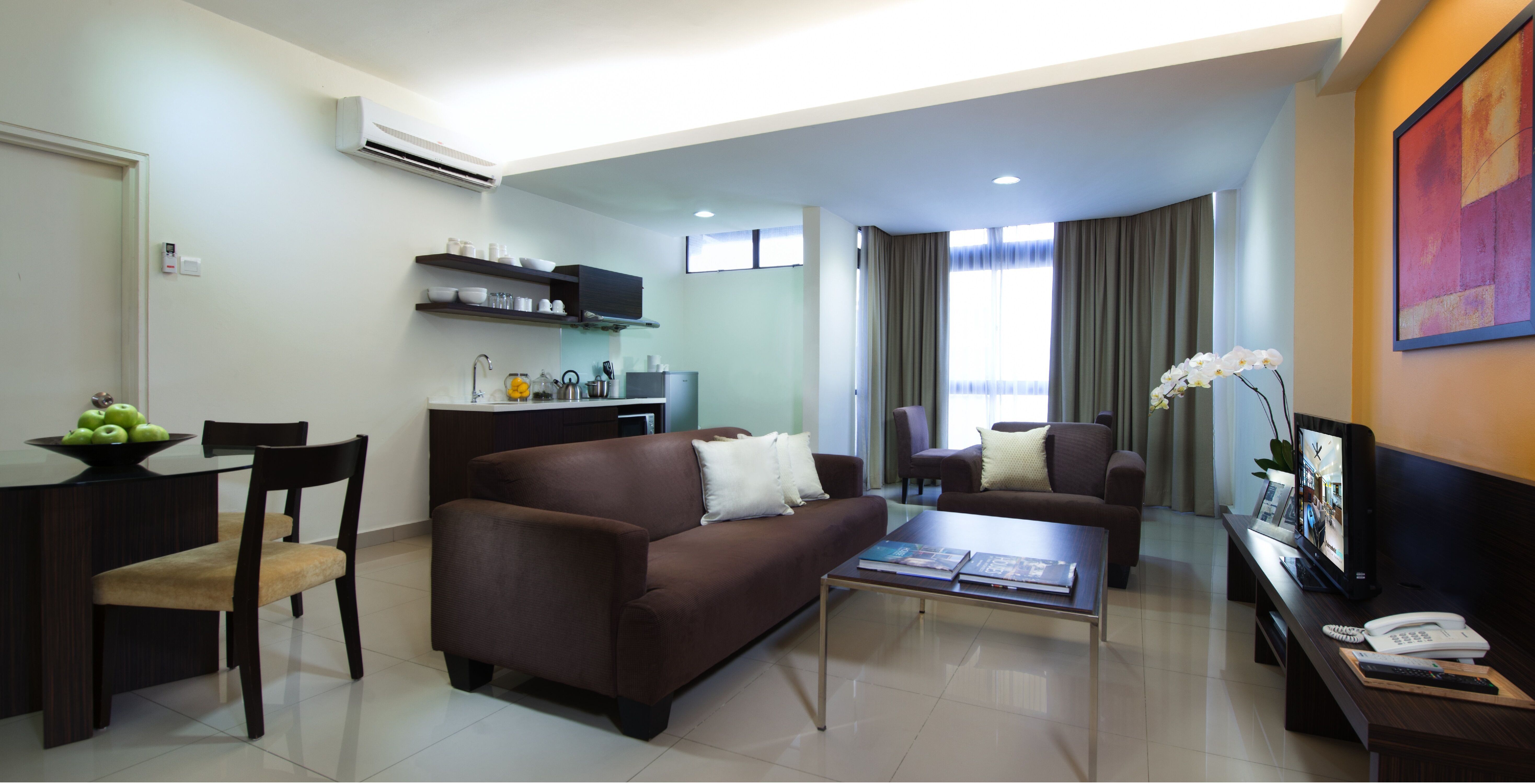 ~ LONG STAY SPECIAL ~ – Fahrenheit Suites